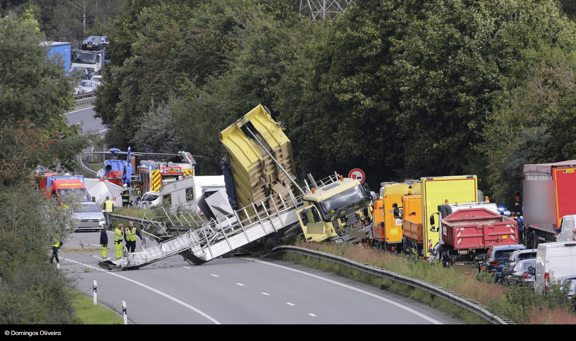 Major lorry collision halts traffic on A1 motorway - lux-Airport